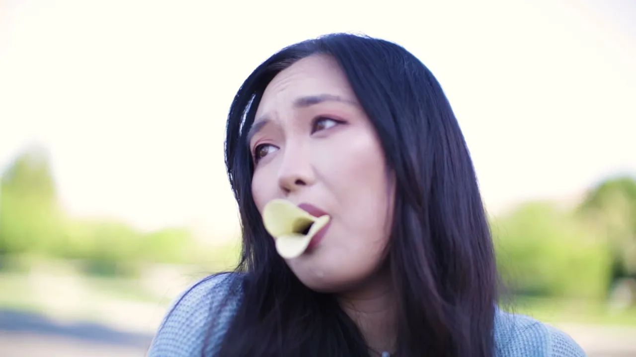 Let's Just Kiss - YTboob