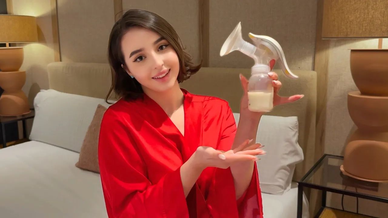 [4K] Breastfeeding With Suzy Joy | 0:23, Switch Sides 0:45, 1:09 Nice ...